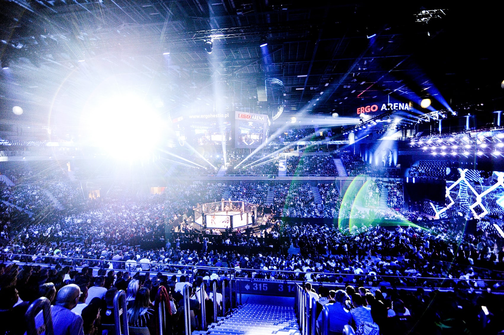 Piotr SZELI Szeliga - FAME MMA. Kim jest? Instagram, YT i walki w FAME ...