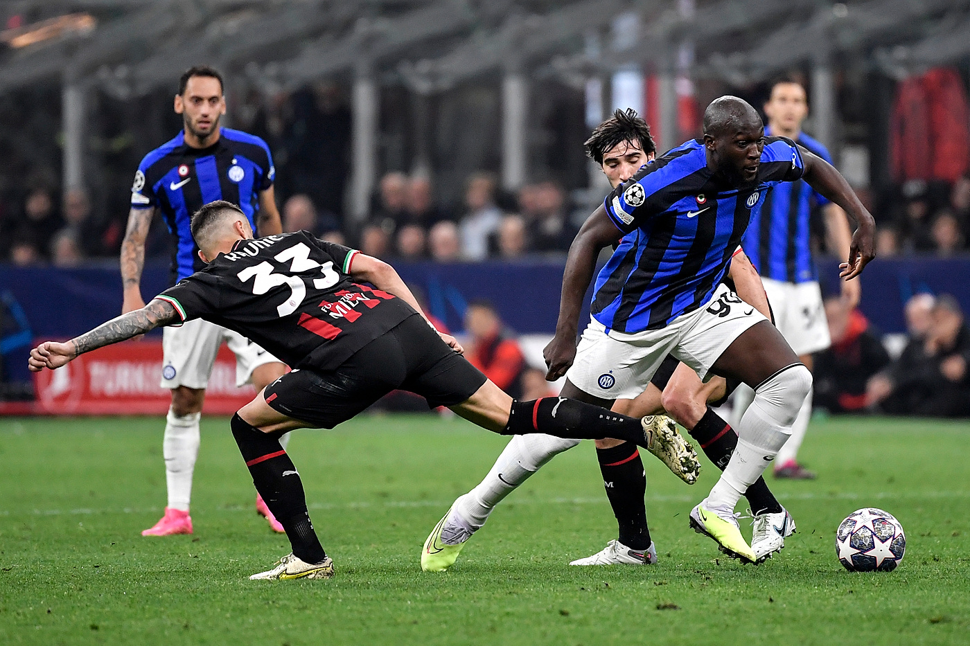Inter - AC Milan: gdzie oglądać? Transmisja TV i stream online | 16.05. ...