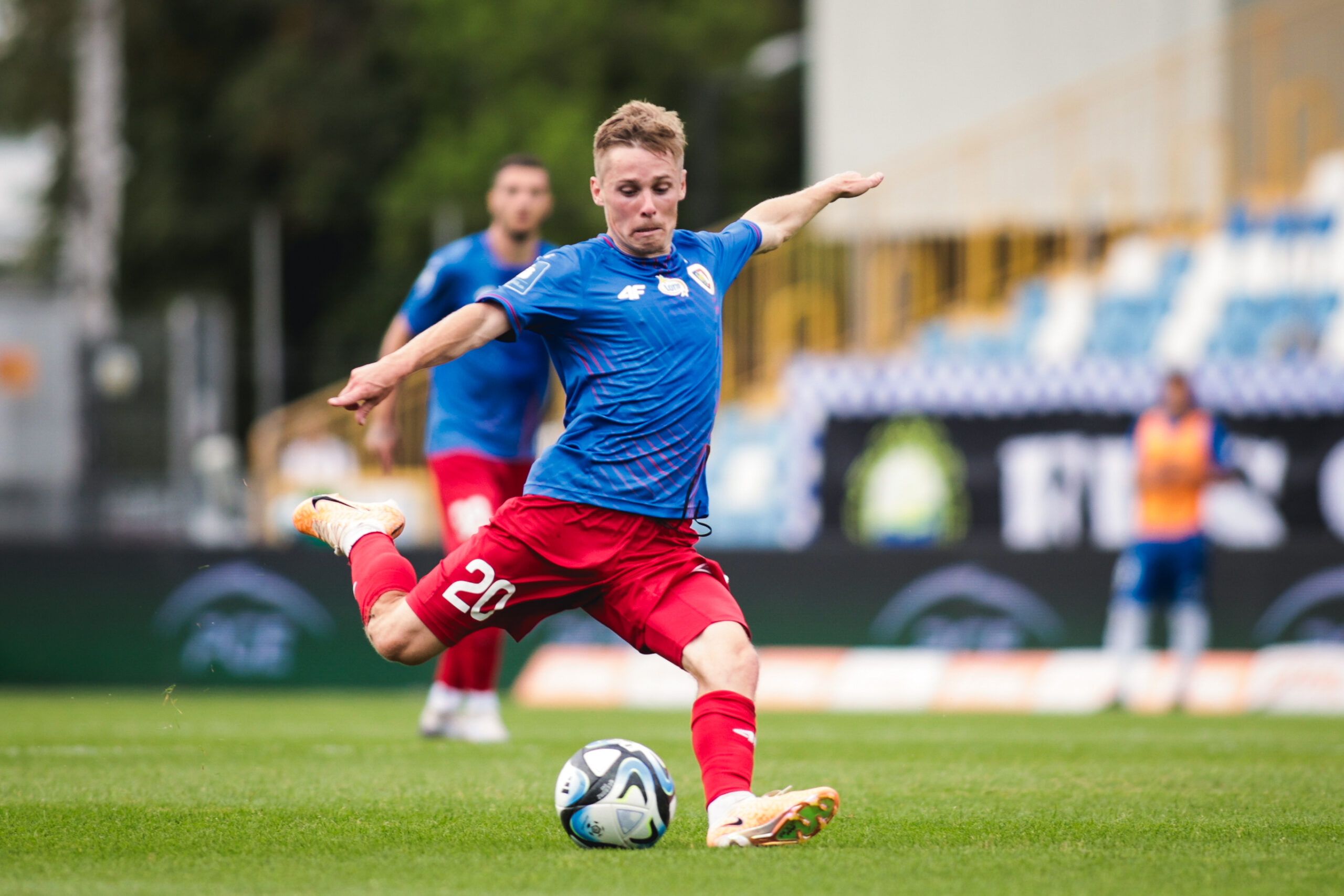 Jak sięgnąć po pierwsze zwycięstwo, to z Mistrzem Polski? Ekstraklasa ...