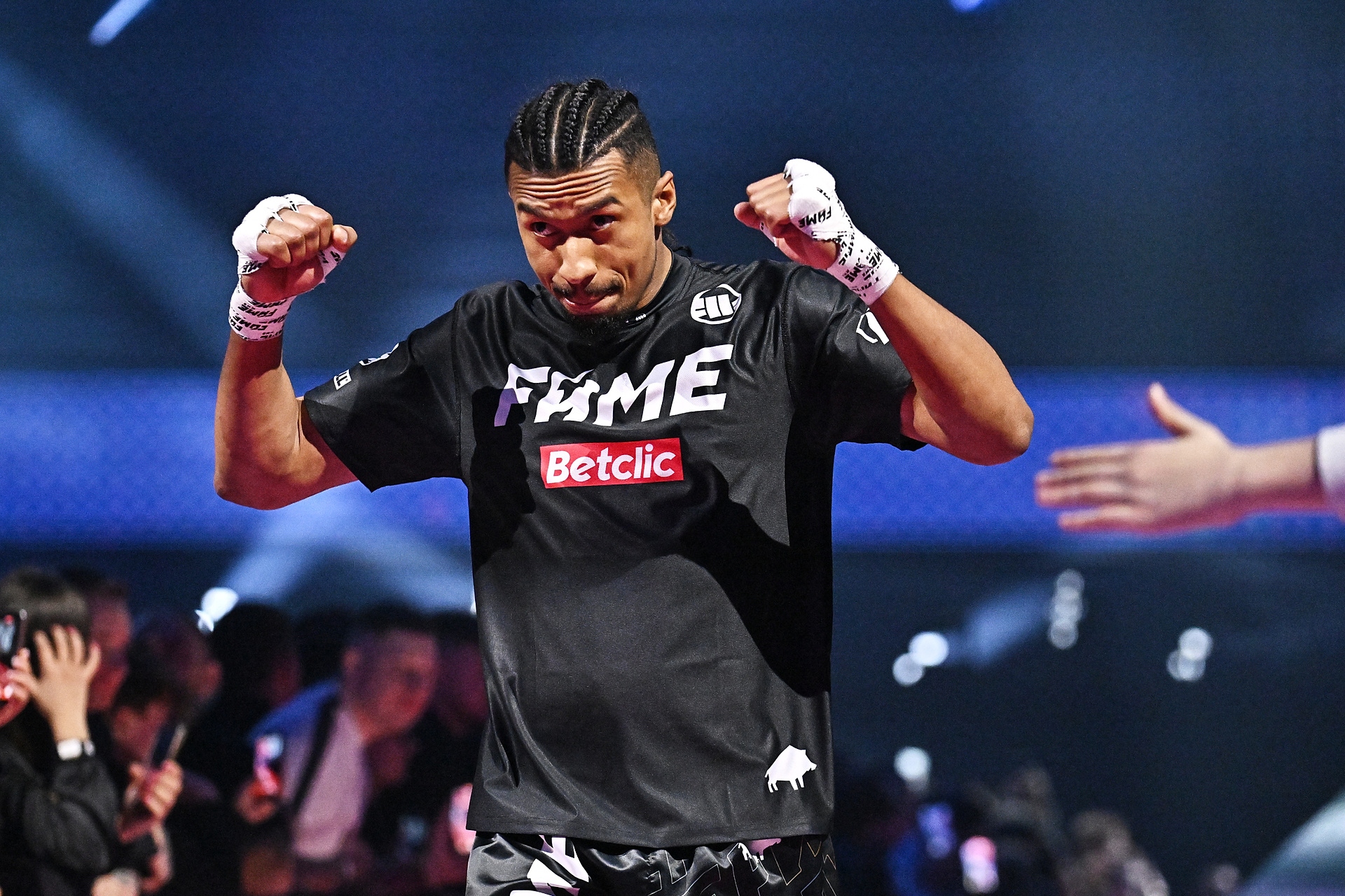 Josef Bratan - Taazy: gdzie oglądać? Transmisja na żywo w TV i online ...