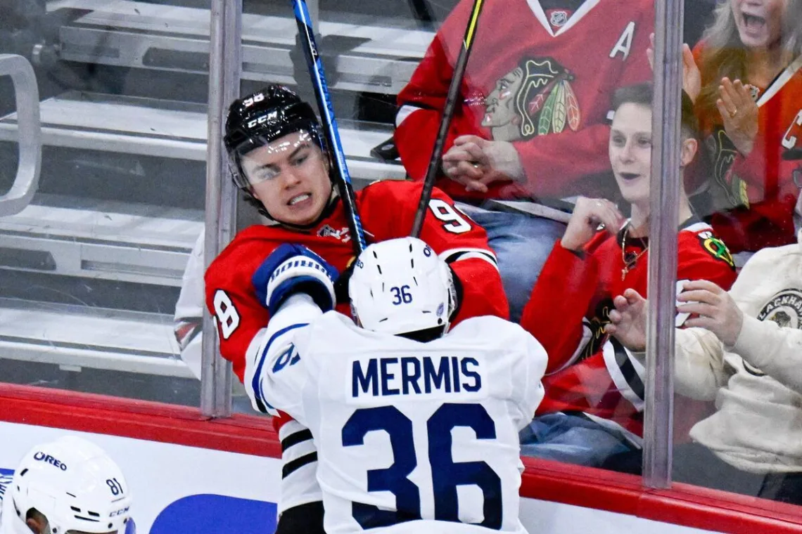 Przed Blackhawks trudna końcówka roku bez Bedarda? NHL AKO 2.23! - Zagranie